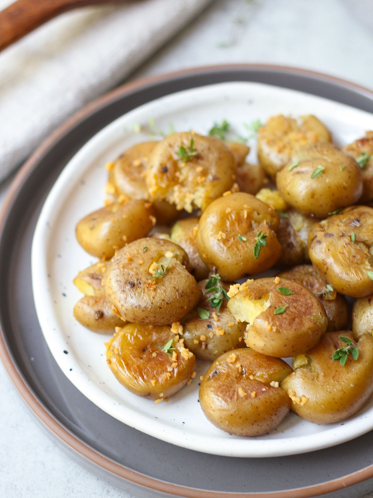 Crispy Garlic Sautéed New Potatoes (Dairy-Free)